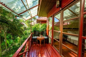 Garden View Bungalow | Cofres nos quartos, Wi-Fi de cortesia, roupa de cama