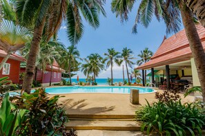 Fachada da propriedade