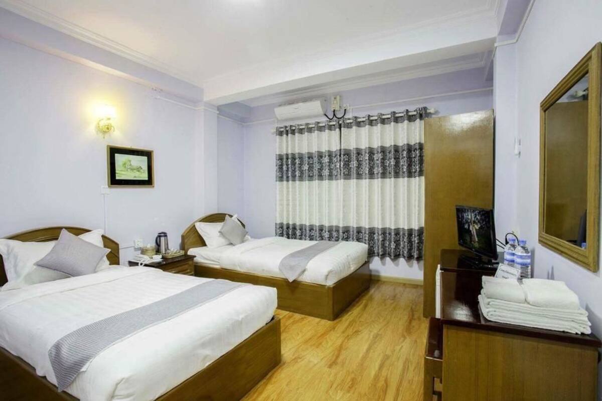 Quarto Duplo ou Twin Superior | Minibar, secretária, ferro/tábua de engomar, Wi-fi grátis 