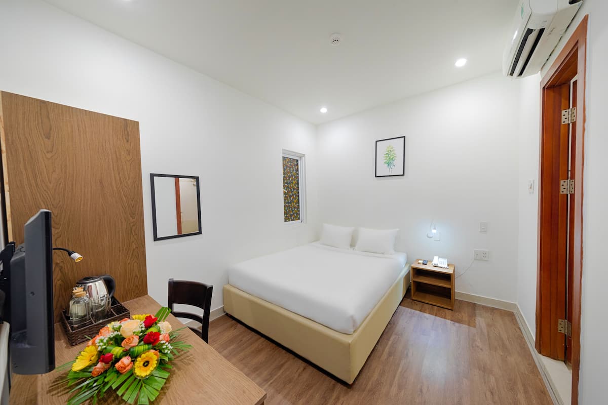 Quarto Duplo Standard | 1 quarto, cofre no quarto, secretária