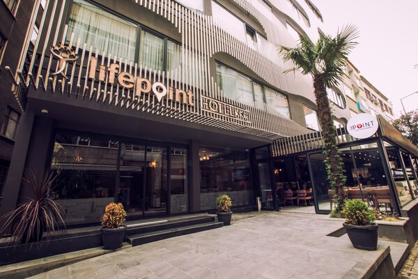 Life Point Hotel - Trebisonda