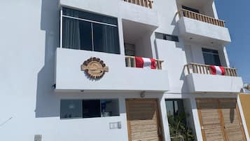 Fachada da propriedade