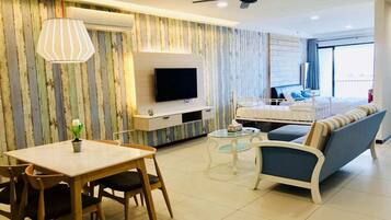 Estúdio (Room) | Refeições no quarto