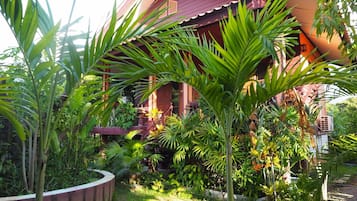 Quarto Duplo ou Twin Standard | Vista para o jardim