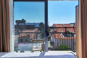 Minibar, Wi-fi grátis, roupa de cama fornecida 