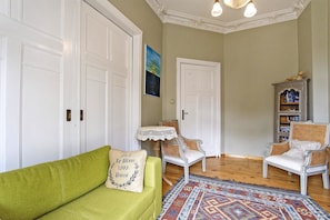 Apartamento | Sala | TV de ecrã plano 