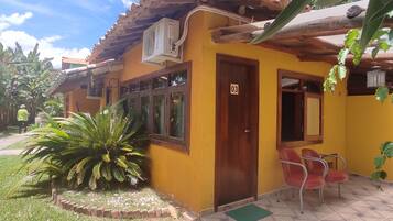 Quarto Duplo Superior, 1 cama queen-size, banheira de hidromassagem | Wi-fi grátis, roupa de cama fornecida