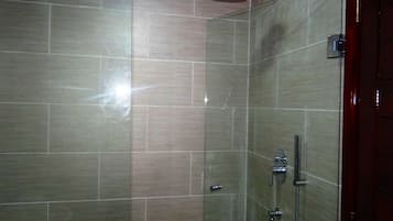 Villa Deluxe, 2 quartos | Duche na casa de banho