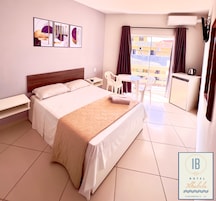 Quarto duplo | Escrivaninha