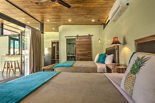 Villa Standard, 1 quarto | Casa de banho | Um polibã, toalhas fornecidas