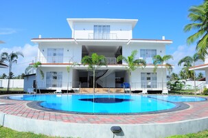 Piscina externa