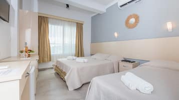 Quarto Standard | 1 quarto, roupa de alta qualidade, cofre no quarto, secretária