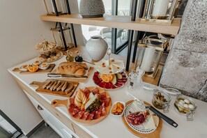 Pequeno-almoço continental diário incluído 