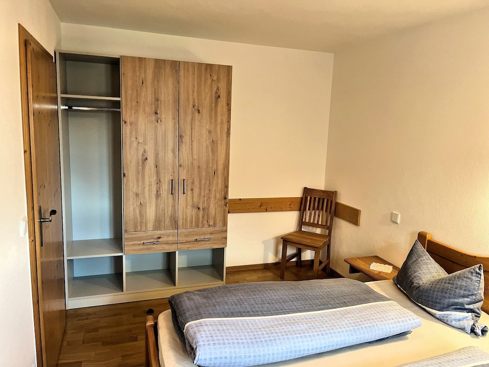 Ferienwohnung Groß (A) 57 Am, 2 Schlafzimmer, Wohnküche - Piding