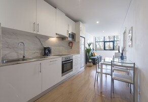 Apartamento Standard, 1 quarto | Cozinha privada | Uma máquina de café expresso, uma cafeteira/bule