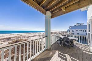 Casa Superior, 6 quartos, terraço, vista para o oceano | Vista da varanda