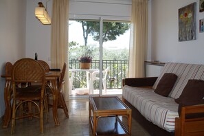 Apartamento, 1 quarto, vista para a piscina (Margarita 35) | Sala