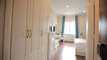 Quarto standard | Frigobar, escrivaninha, quartos à prova de som, Wi-Fi de cortesia