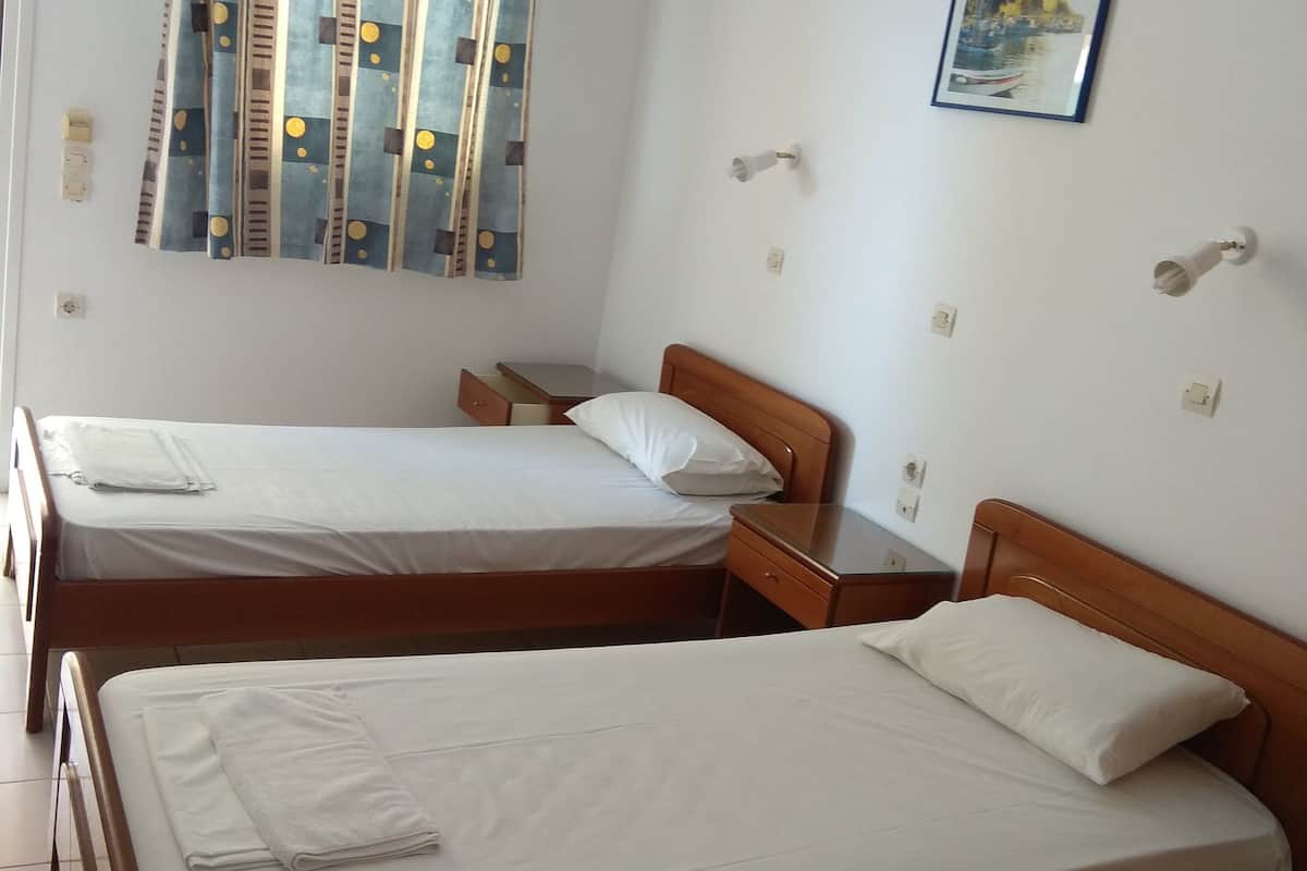 Quarto Duplo | Cofre no quarto, cortinas/cortinados opacos, quartos insonorizados