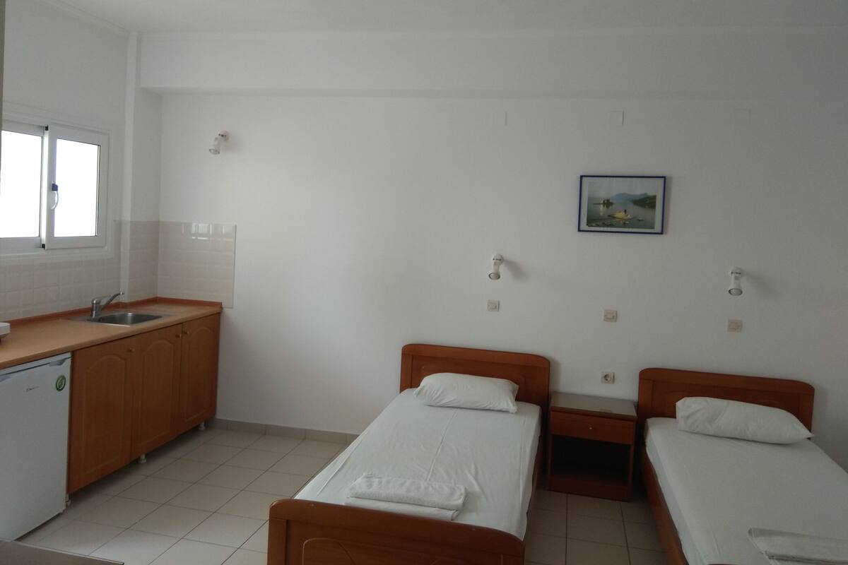 Cofre no quarto, cortinas/cortinados opacos, quartos insonorizados