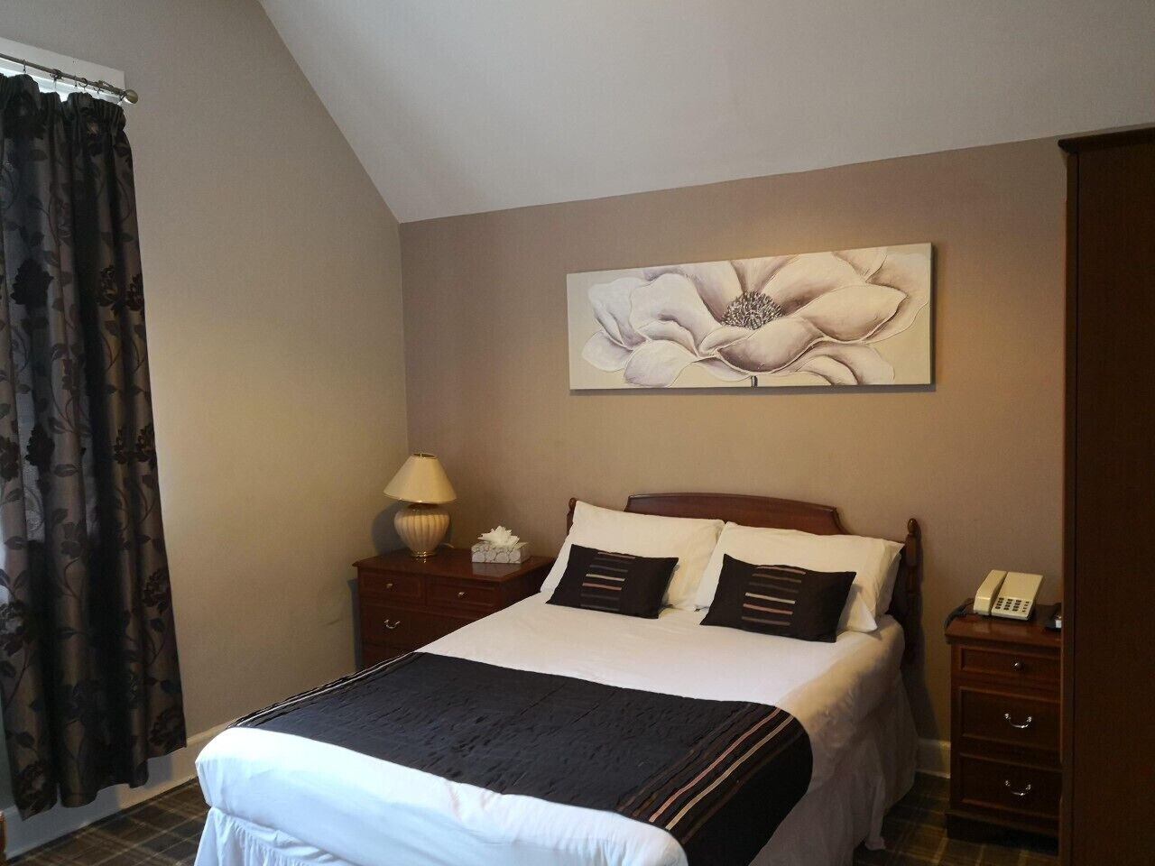 Dunmar House Hotel in Alloa – Hotels.com