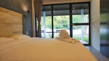 Quarto Standard | Cortinas/cortinados opacos, Wi-fi grátis