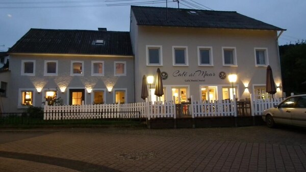 Hotel Café Del Maar - Daun