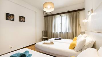 Apartamento Comfort, 5 quartos, varanda, Vista para a cidade | 5 quartos, lençóis de algodão egípcio, roupa de alta qualidade