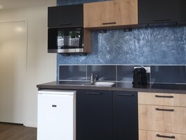 2 bedroom suite for 3 | Área de estar | TV de tela plana