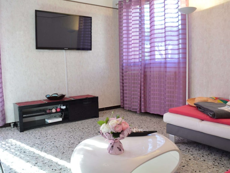 Charming 3br House In Quiet Area, Near Beach & Shops, A/c, Terrace, Bbq, Parking, Wifi - Fréjus - Fréjus