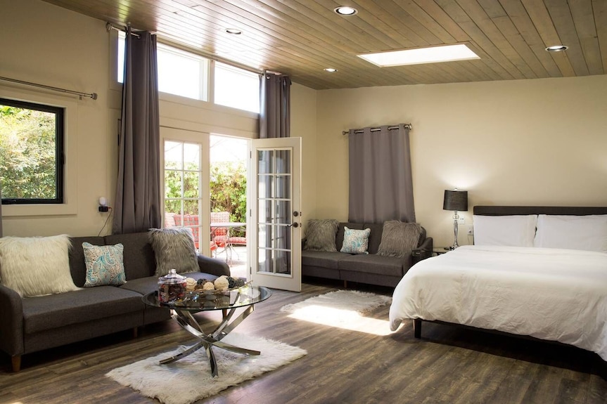 Private Luxury Suite Near Sf, Bart, And Caltrain - 벌링게임