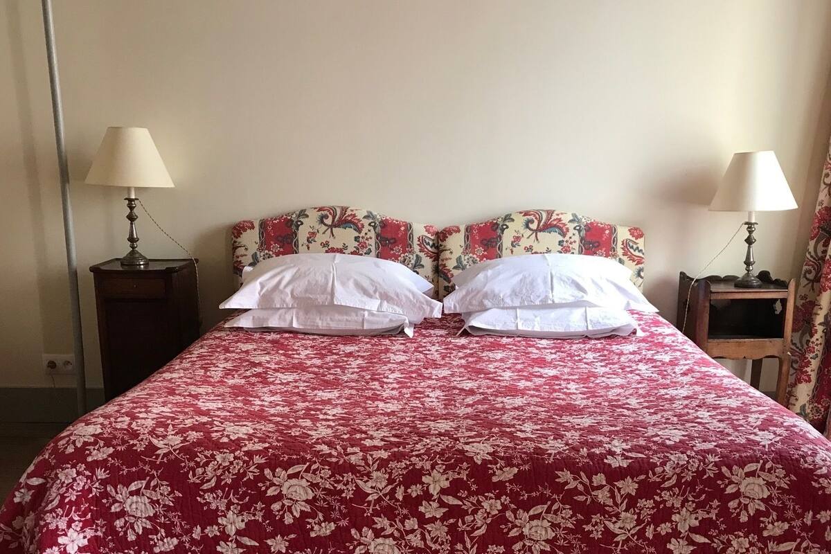 Quarto Duplo ou Twin, casa de banho anexa (Jacques Coeur)