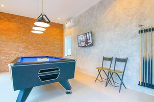 3-Bedroom Villa with Private Pool | Comodidade do quarto