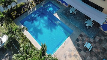 Piscina externa