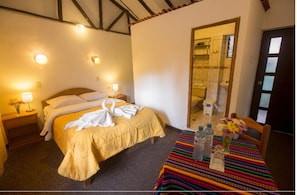 Double Twin Room | Cofre no quarto, Wi-fi grátis