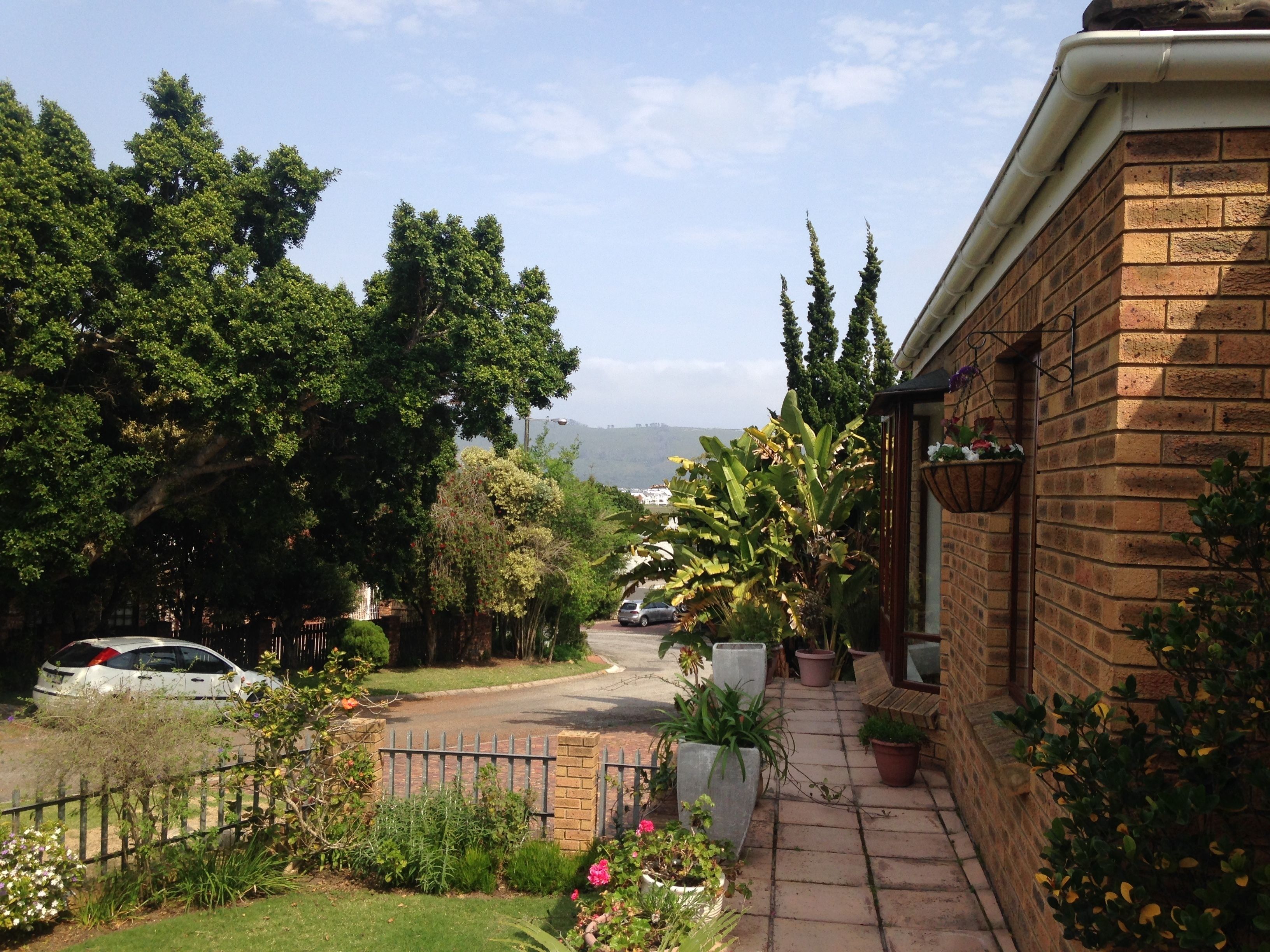 Quarto casal | Vista para o jardim