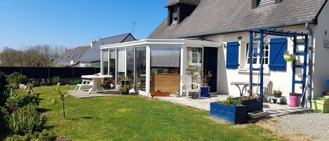 Fachada da propriedade