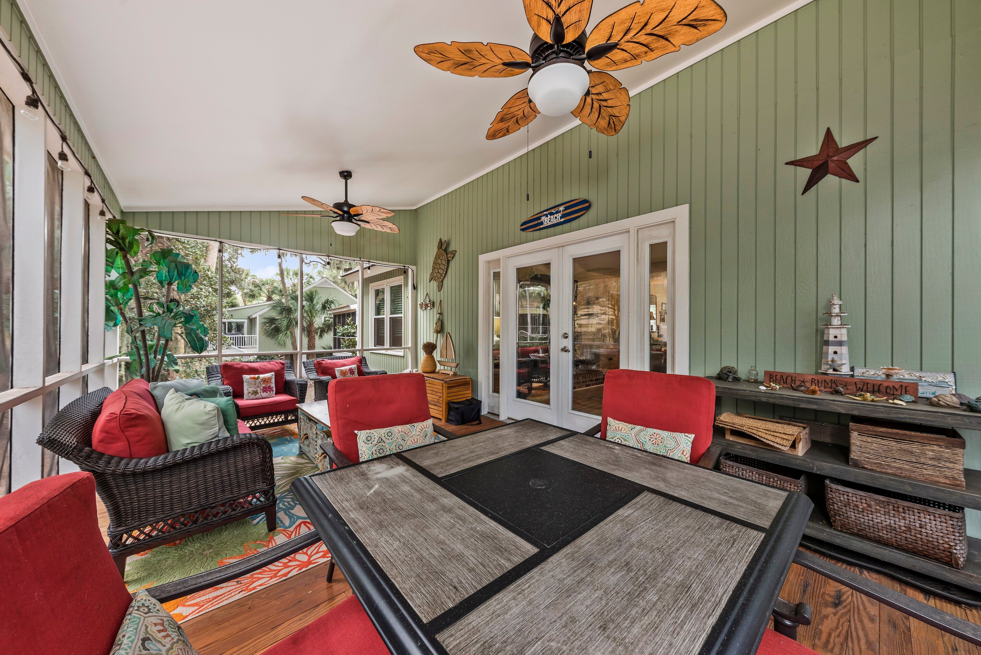 Bright Cottage! Bike To Beaches! Sleeps 8! Amenity Access Included! 2 Dogs Allowed - South Carolina