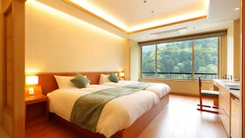 Quarto Twin de Luxo | Roupa de alta qualidade, cofre no quarto, ferro/tábua de engomar