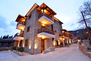 Fachada da propriedade
