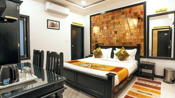 Quarto Duplo Deluxe | Quartos insonorizados, roupa de cama fornecida