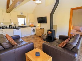 Casa de Campo | Sala de estar | Televisor, leitor de DVD, matraquilhos 