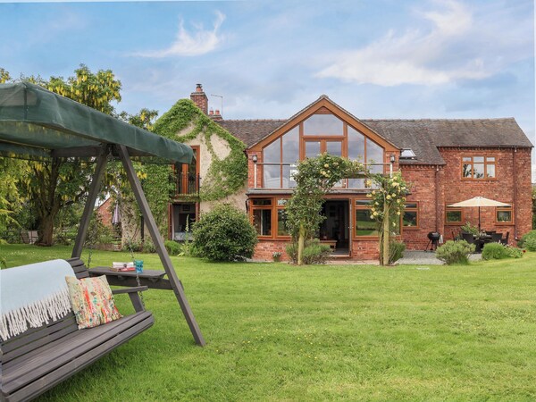 Lake View Cottage - Cheshire