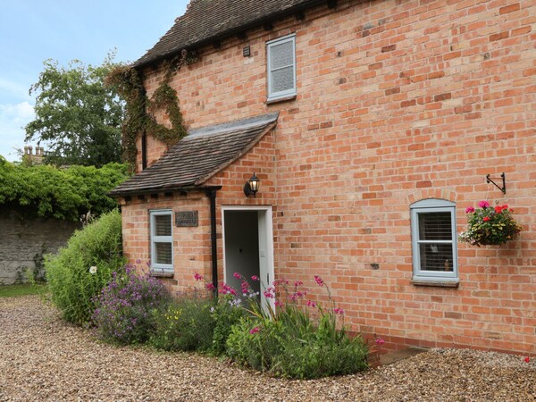 Pebworth Cottage - Warwickshire