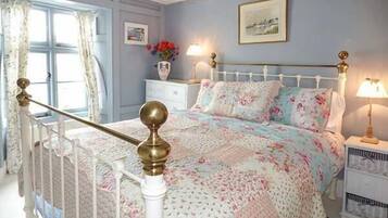 Casa de Campo | 2 quartos, com decoração personalizada, com mobília individualizada