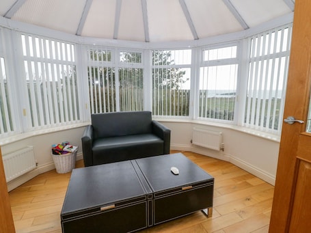 Casa de Campo | Sala | Televisor . Llecyn Braf