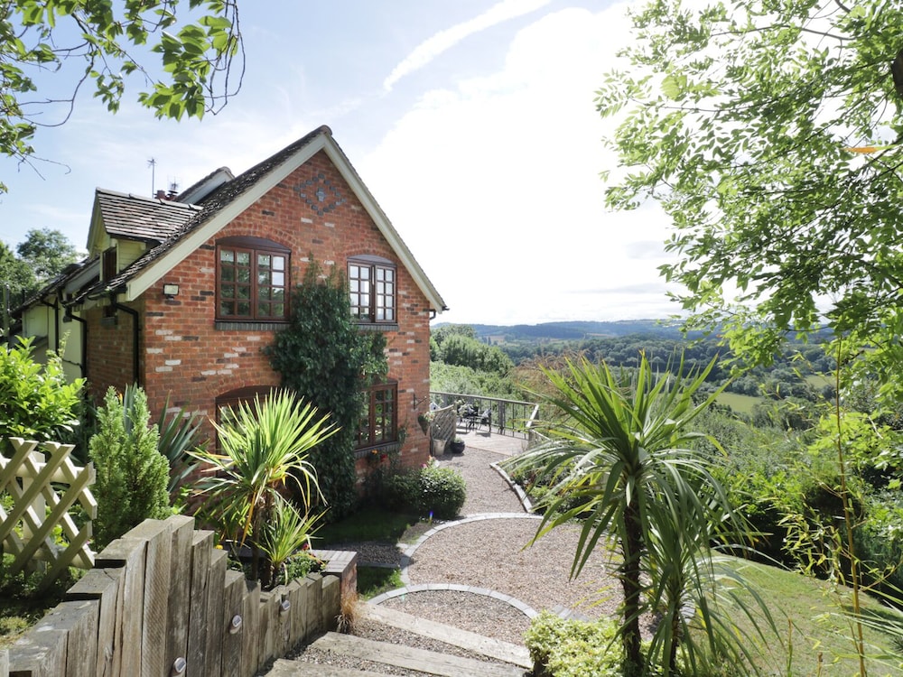 Hillview Cottage - Malvern Hills