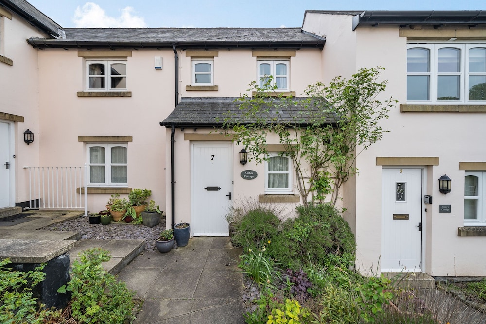 Amber Cottage - Grange-over-Sands