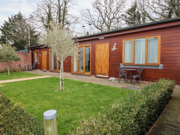 Fox's Den - Isle of Wight