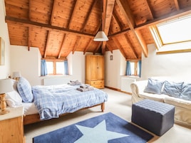 Casa de Campo | 2 quartos, com decoração personalizada, com mobília individualizada